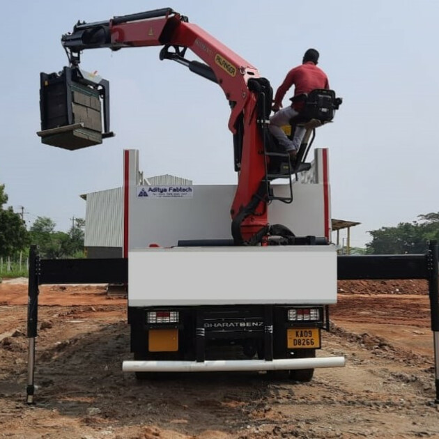 PK 17.001 A SLD1 + Brick Stack Grapple | PALFINGER